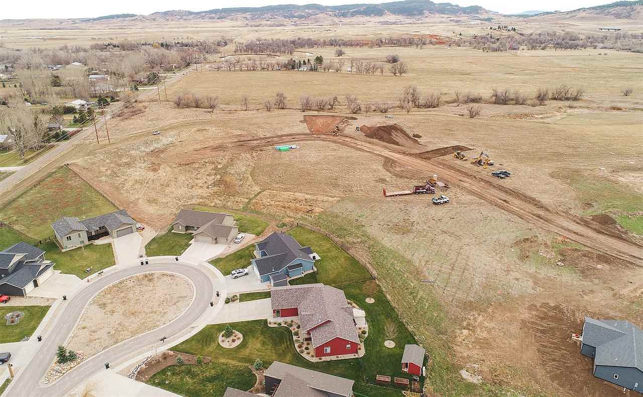 7 Bozeman Ct, Spearfish, SD 57783 | Zillow