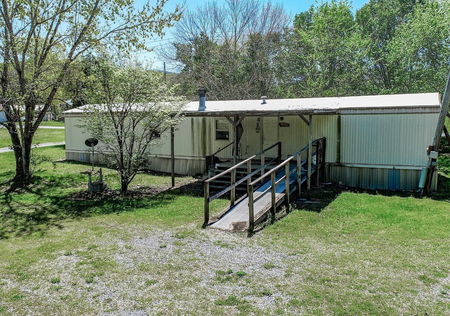 214 Clevenger Cut Off Rd, Newport, TN 37821 | Zillow