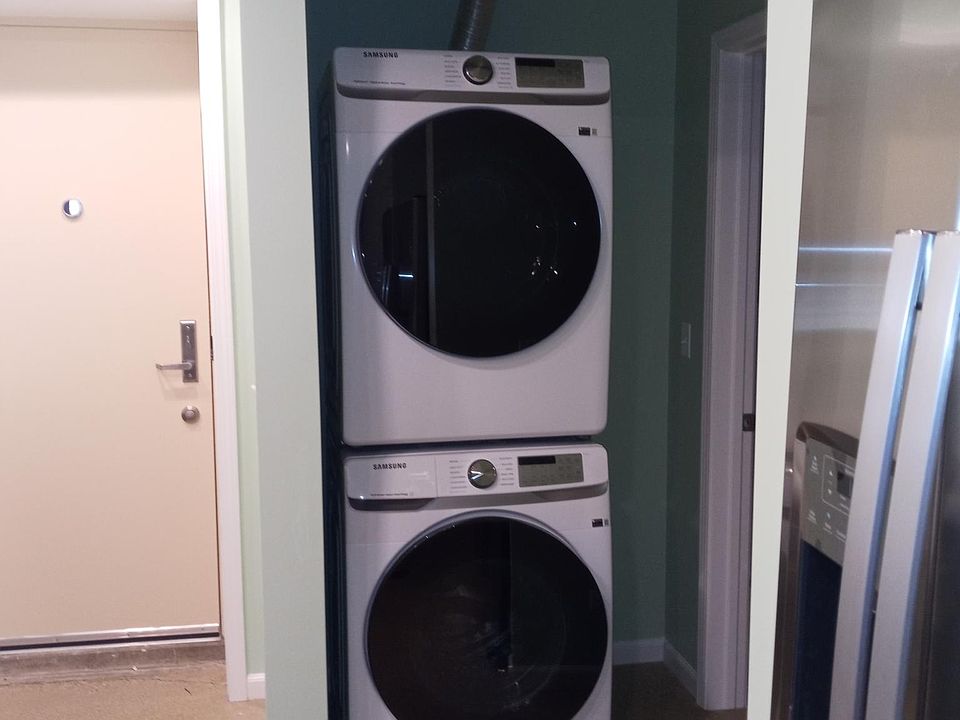 2626 S Throop St, Chicago, IL 60608 | Zillow