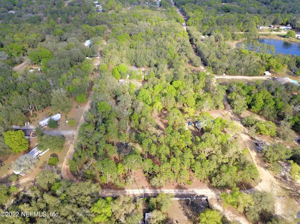 In Interlachen Lakes Estates - Interlachen FL Real Estate - 31 Homes ...