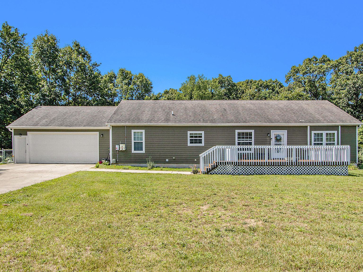 41463 80th Ave, Decatur, MI 49045 | Zillow