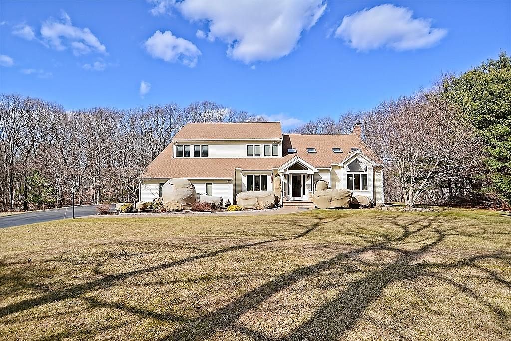 53 Magnolia Rd, Sharon, MA 02067 | Zillow