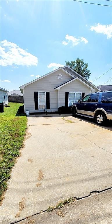 48 Ryan Loop, Phenix City, AL 36869 | MLS #203938 | Zillow