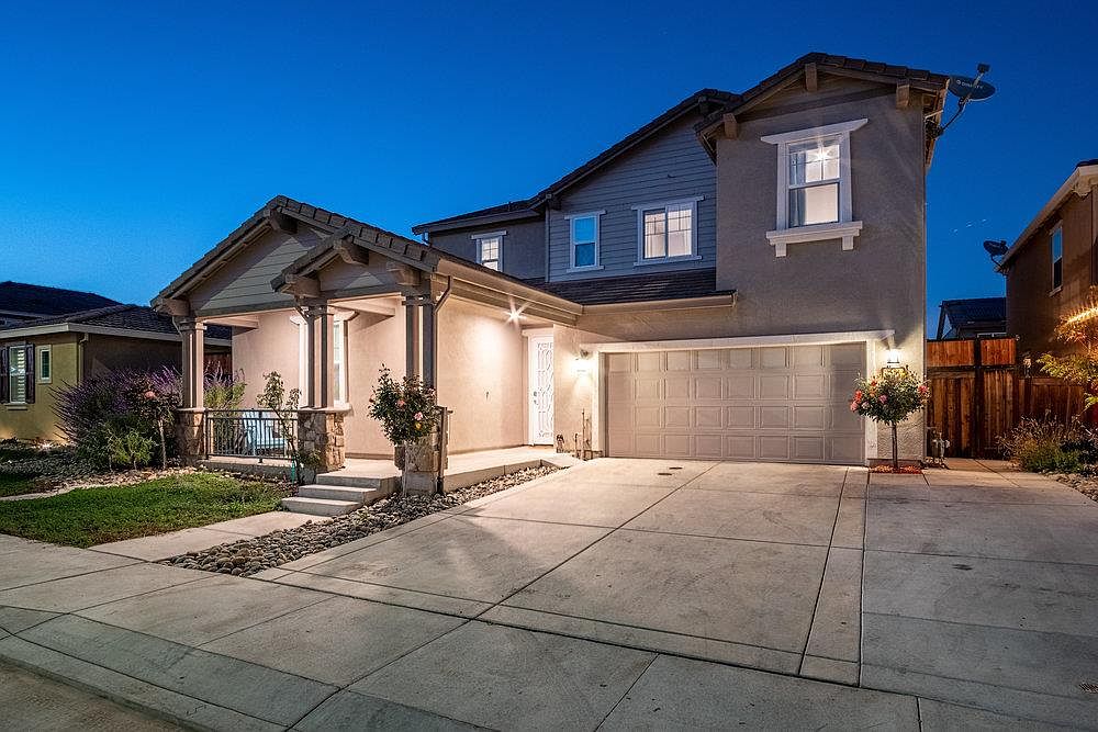 2521 Apple Tree Way, Gilroy, CA 95020 | Zillow
