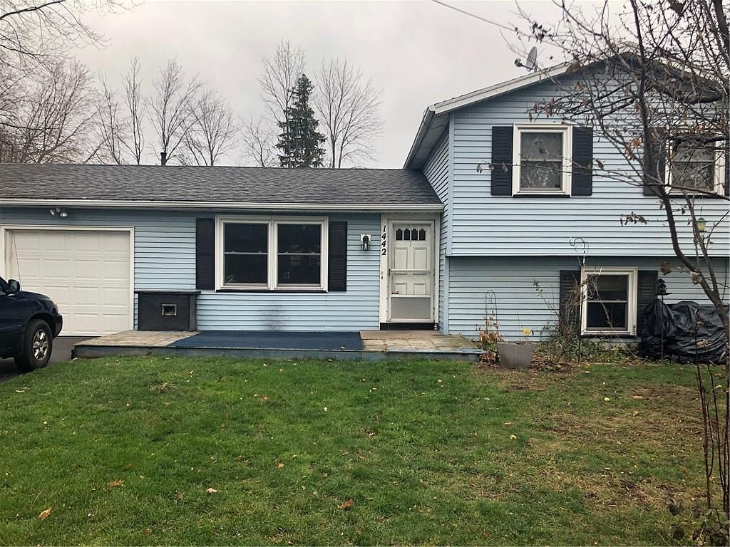 1442 Stone Rd, Rochester, NY 14615 | Zillow