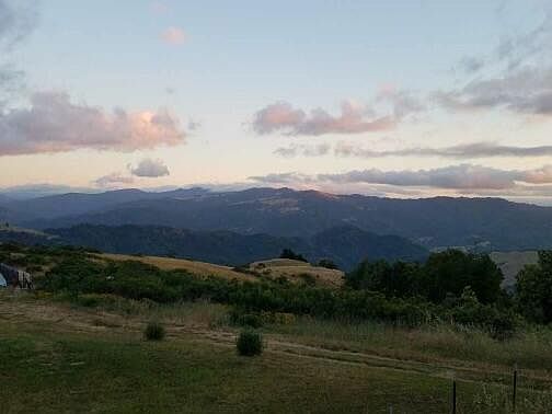 2522 Sunset Ridge Rd, Blocksburg, CA 95514 | MLS #263250 | Zillow