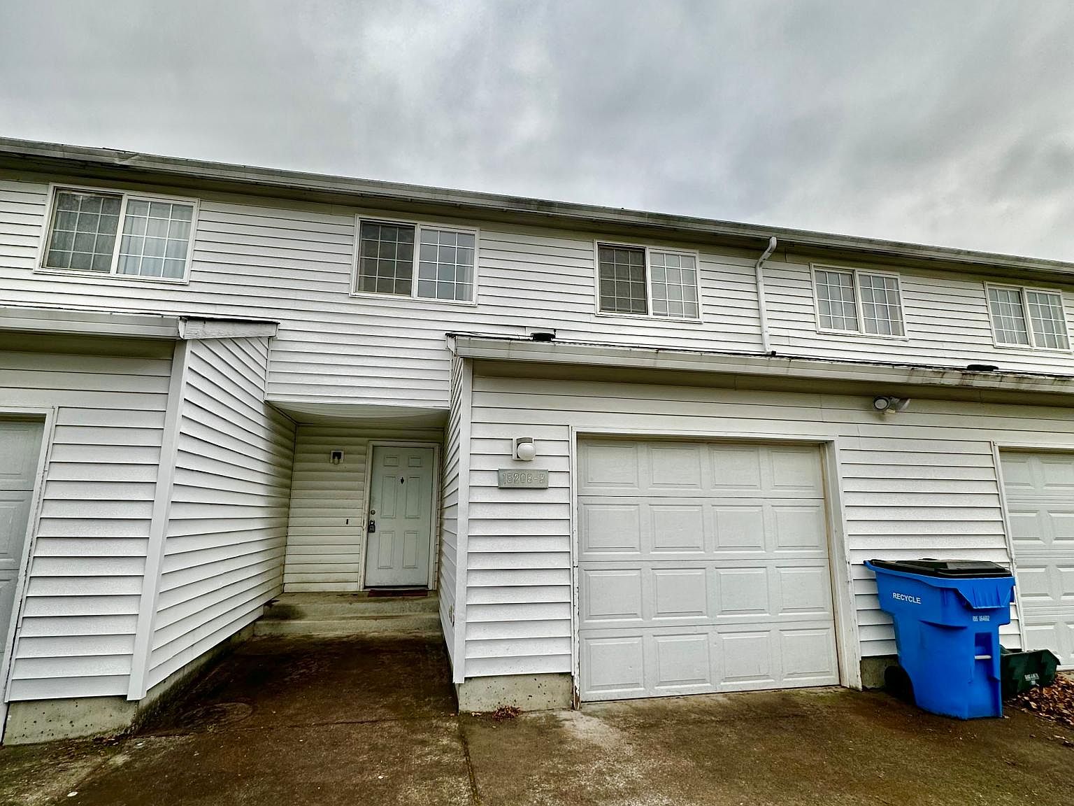 15208 SE 8th St APT B, Vancouver, WA 98683 | Zillow