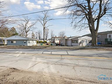 10119 W Locust Point Rd, Oak Harbor, OH 43449 | Zillow