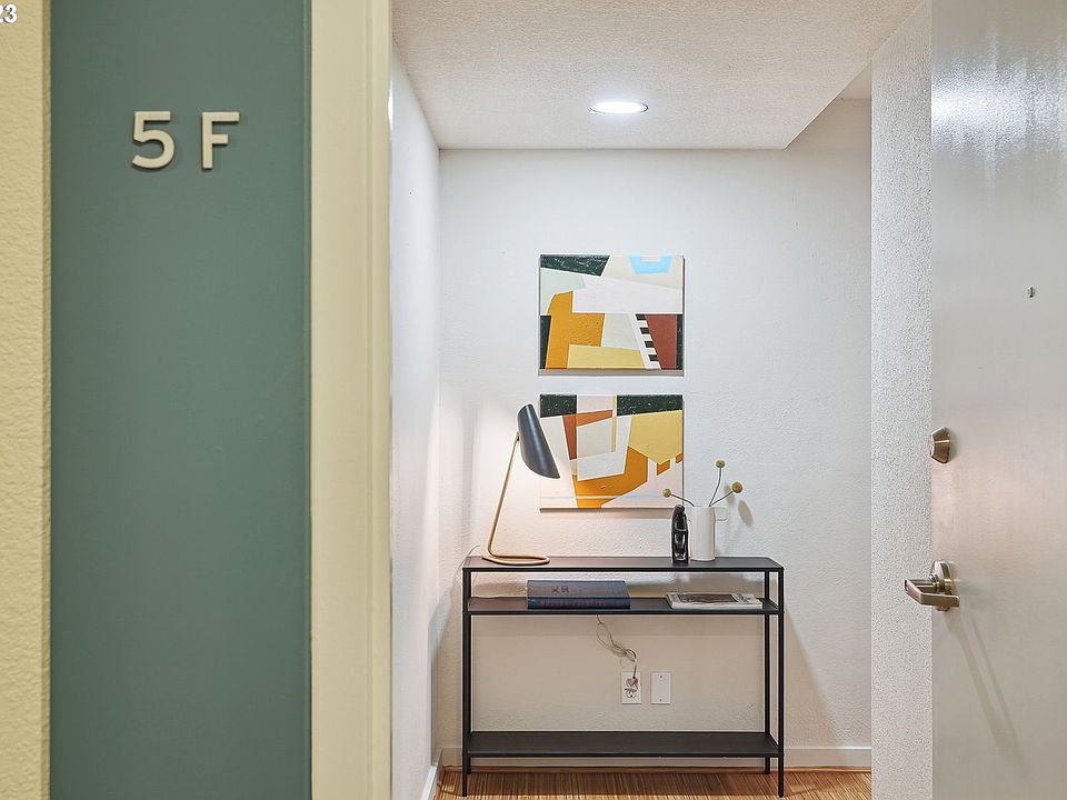 255 SW Harrison St APT 5F, Portland, OR 97201 | MLS #23180880 | Zillow