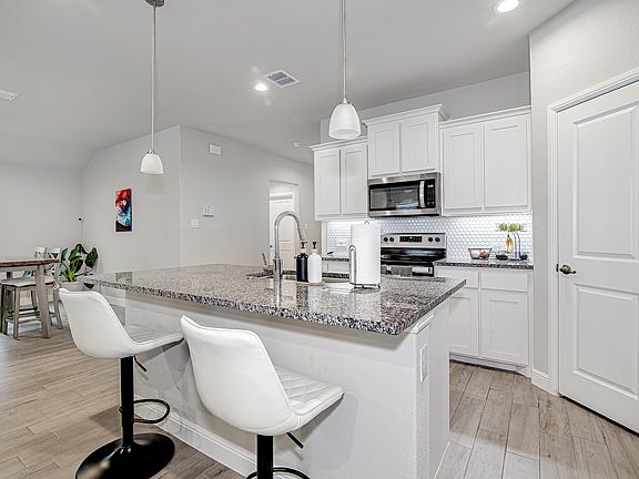 329 Conner Cir, Burleson, TX 76028 | Zillow