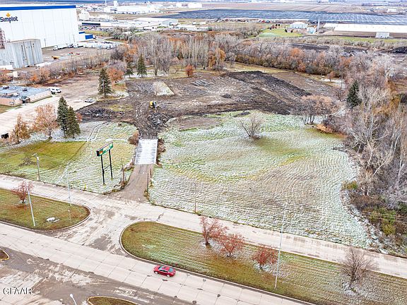 3400 Gateway Dr, Grand Forks, ND 58203 | MLS #24-202 | Zillow