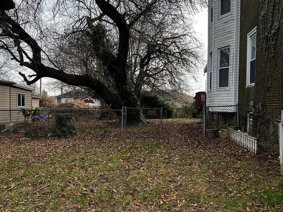 307 Powhattan Ave, Lester, PA 19029 | Zillow