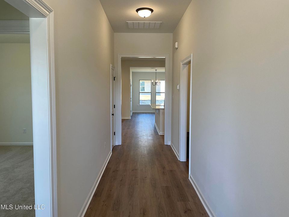 11402 Crystal Lake Dr, Gulfport, MS 39503 | Zillow