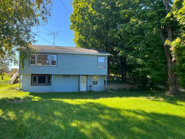 Six Lakes MI Real Estate - Six Lakes MI Homes For Sale | Zillow
