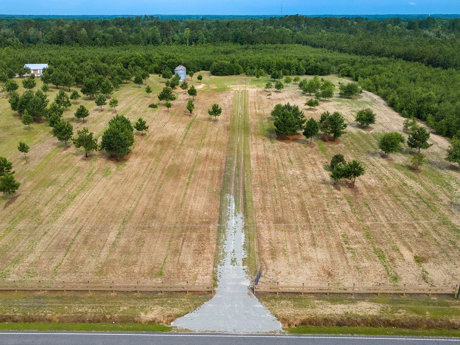 3027 N Nichols Hwy., Nichols, SC 29581 | Zillow