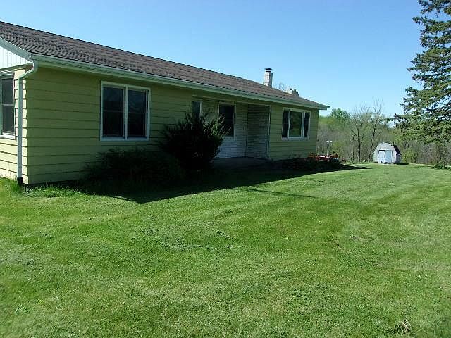 2943 Highway 11, Hazel Green, WI 53811 | Zillow