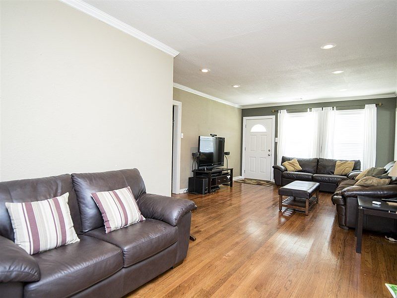 1300 Justin Ln, Austin, TX 78757 | Zillow