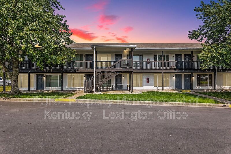 1685 Alexandria Dr #3A, Lexington, KY 40504 | Zillow