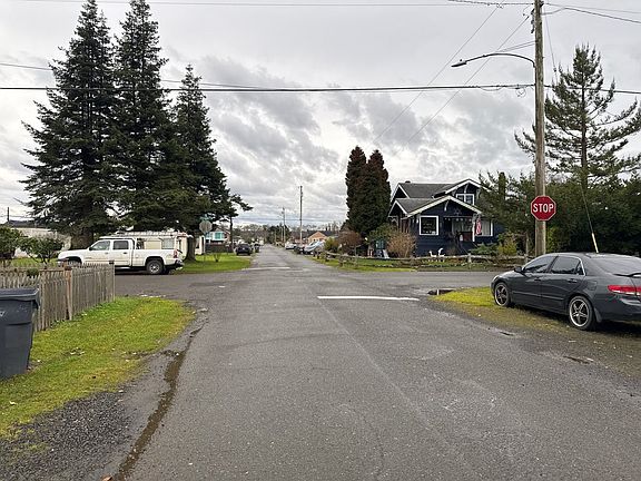 457 Wooding St, Aberdeen, WA 98520 | Zillow