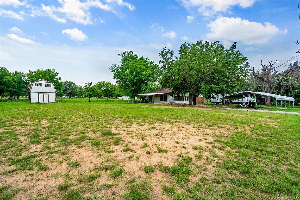 355 Pueblo Trl, Weatherford, TX 76087 | MLS #20331363 | Zillow