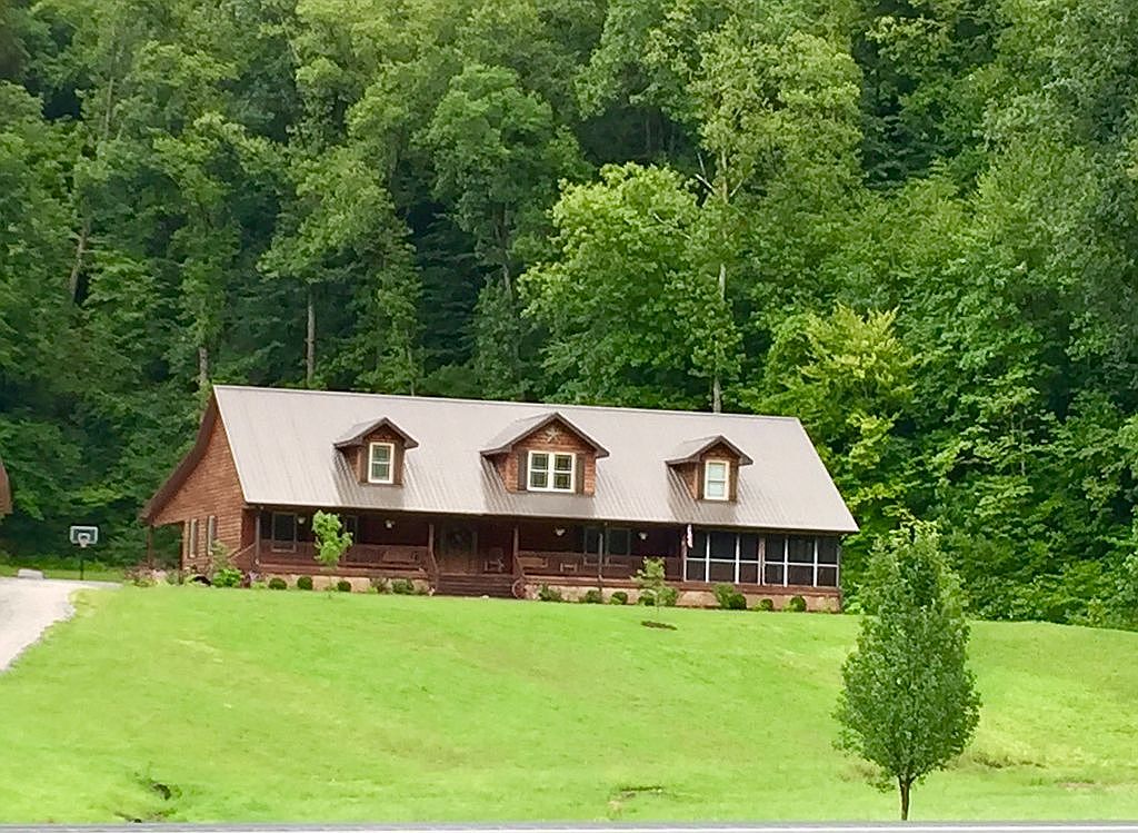 82 Family Circle Dr, East Point, KY 41216 | Zillow