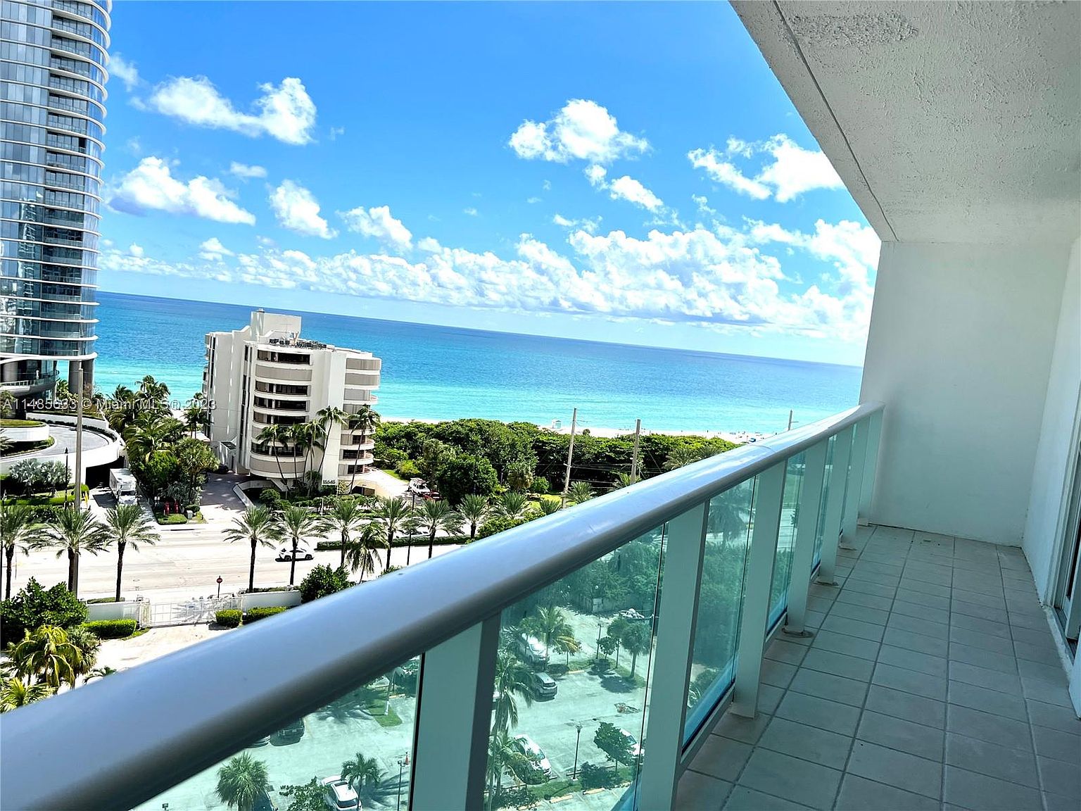 100 Bayview Dr APT 1211, Sunny Isles Beach, FL 33160 | MLS #A11485633 ...