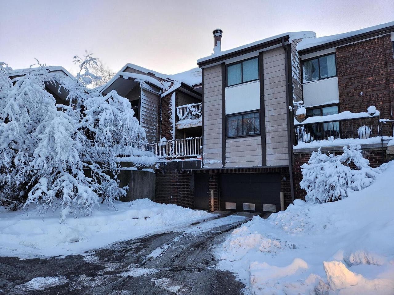 8629 North Servite DRIVE UNIT 208, Milwaukee, WI 53223 | MLS #1864288 ...