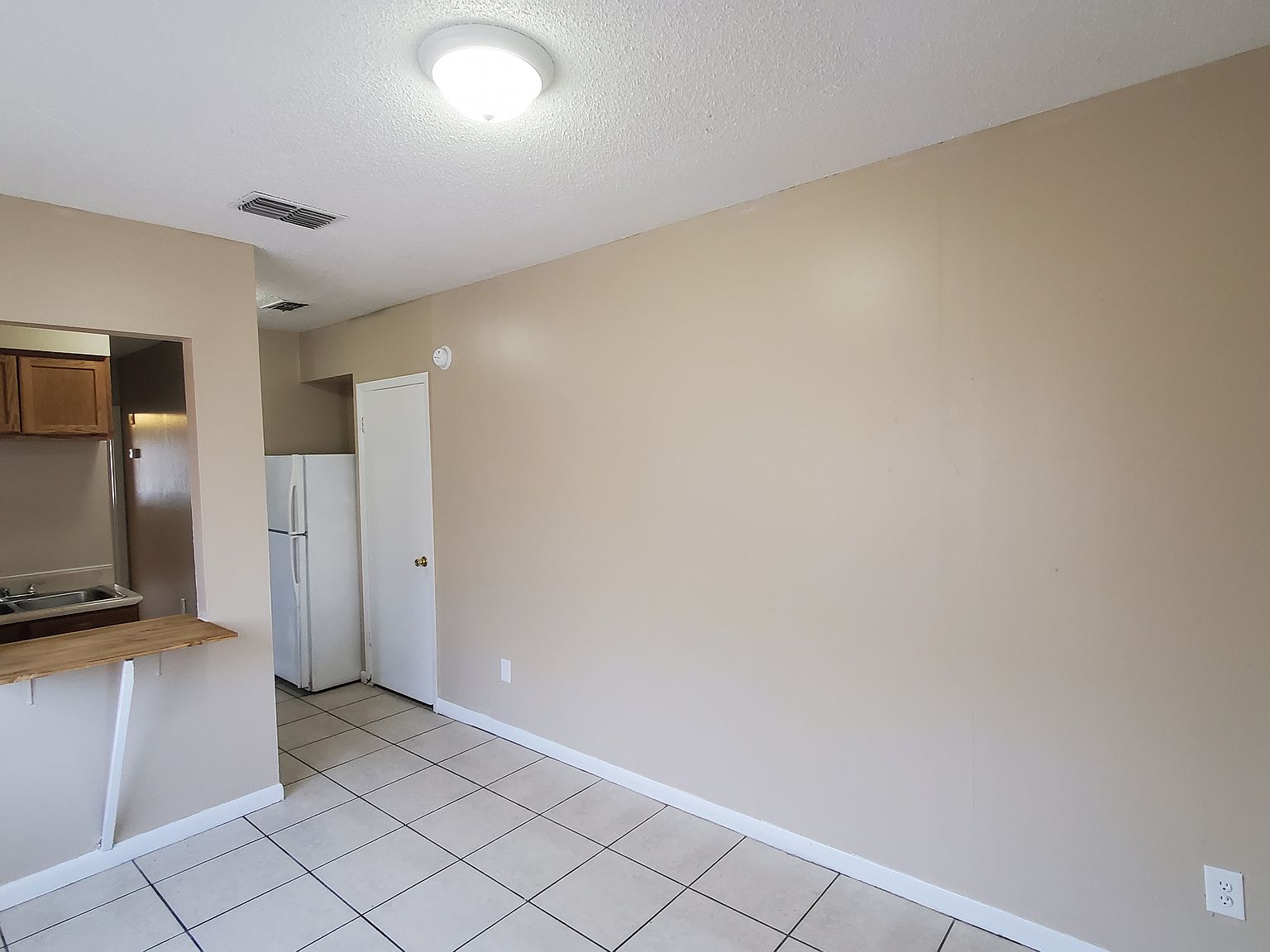 8923 N 40th St APT 10A, Tampa, FL 33604 | Zillow