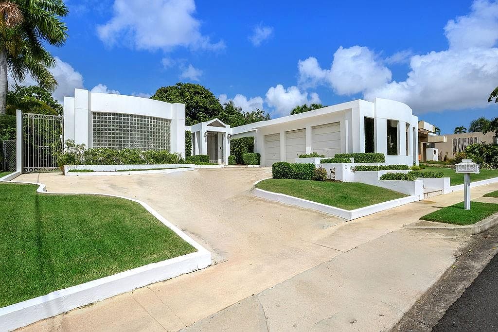 22 Mimosa Santa Marina, San Juan, PR 00927 | Zillow