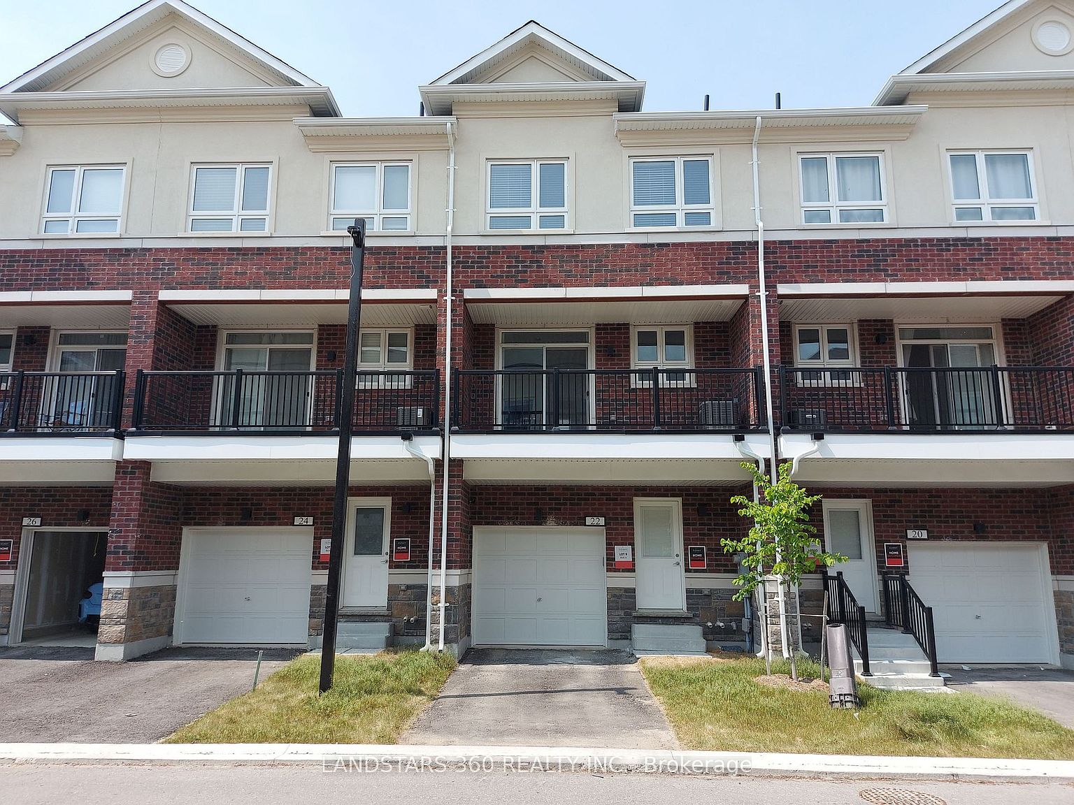 22 Chicago Ln, Markham, ON L6E 0V6 | Zillow