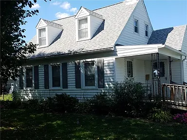 1186 W Laurel Cir Norvelt PA | Zillow