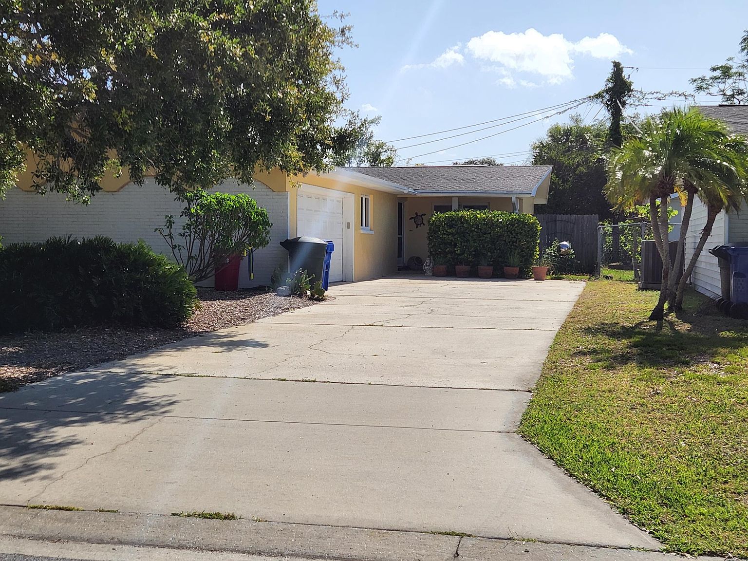 2053 Jefferson Ave, Dunedin, FL 34698 | Zillow