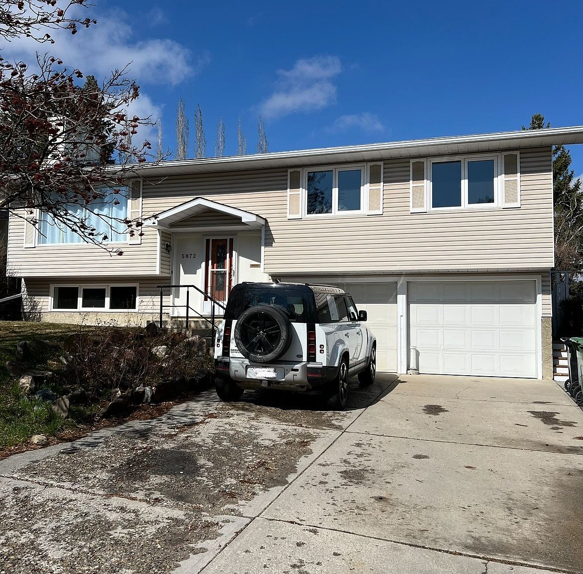 5872 Dalford Hl NW #5872, Calgary, AB T3A 1L6 | Zillow