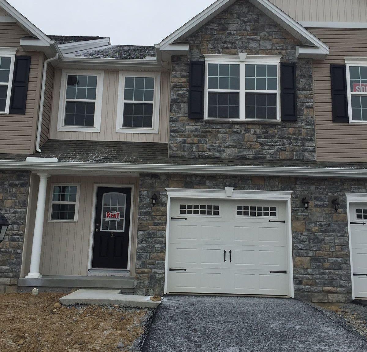 5 Simon Ct Mechanicsburg Pa 17050 Zillow