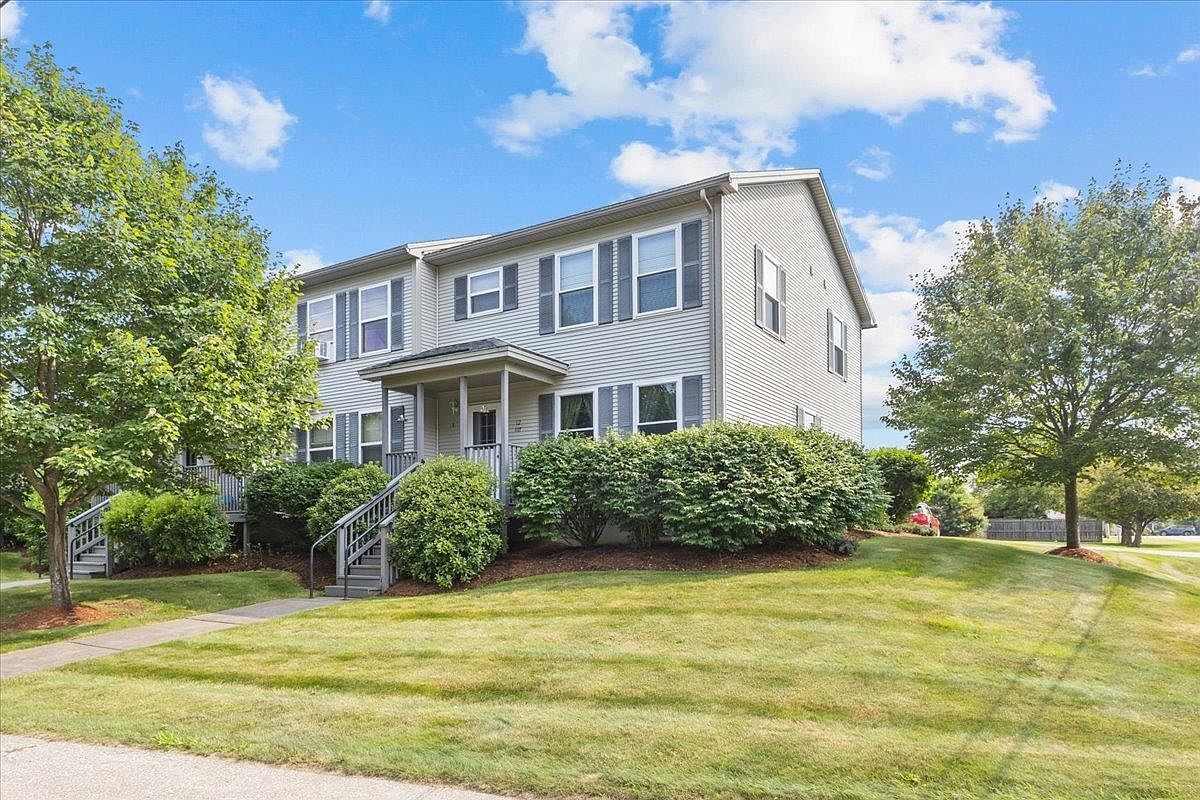 12 Checkerberry Square #107, Milton, VT 05468 | MLS #5051549 | Zillow