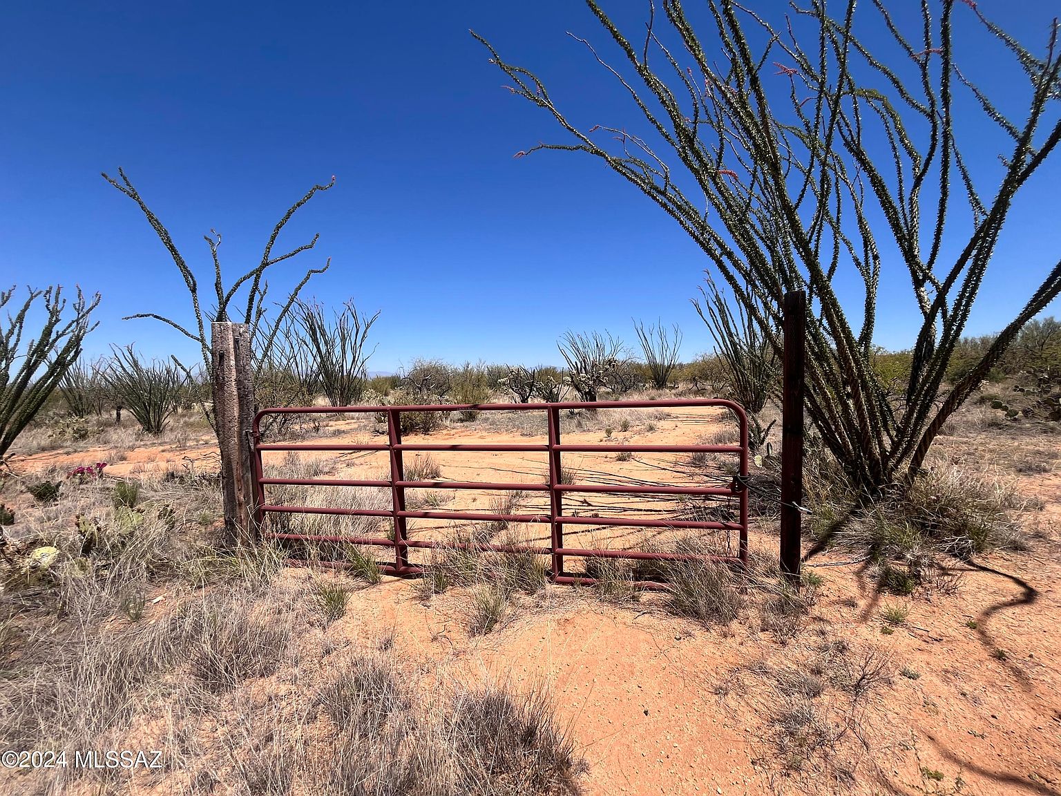 7061 W Pima Mine Rd, Sahuarita, AZ 85629 | Zillow