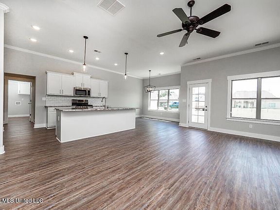 2958 Piper Cv, Nesbit, MS 38651 | MLS #4053743 | Zillow