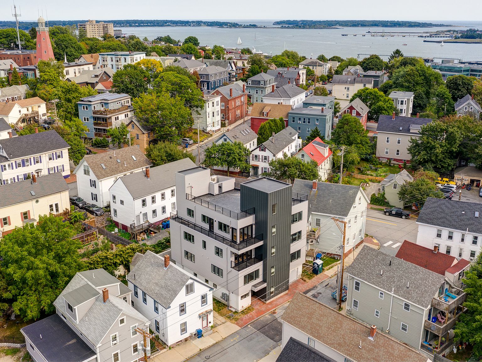 9 Romasco Ln #PENTHOUSE, Portland, ME 04101 | Zillow