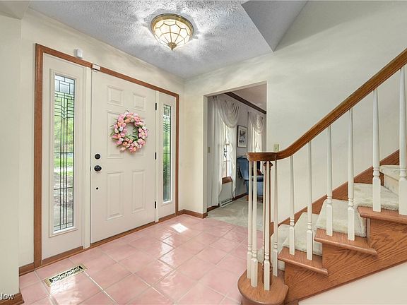 388 Avon Point Ave, Avon Lake, OH 44012 | Zillow