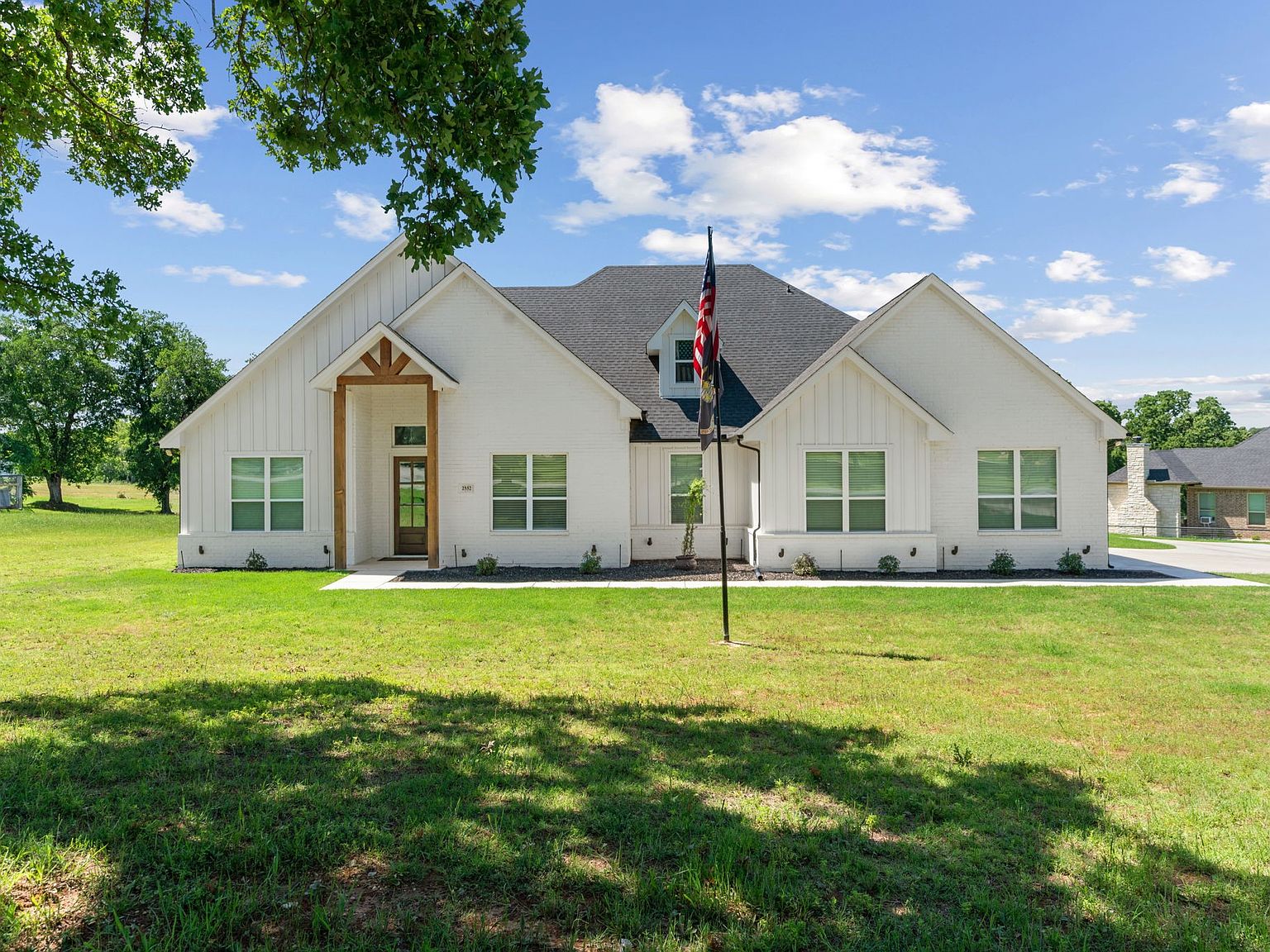 2552 N Cardinal Rd, Azle, TX 76020 | Zillow