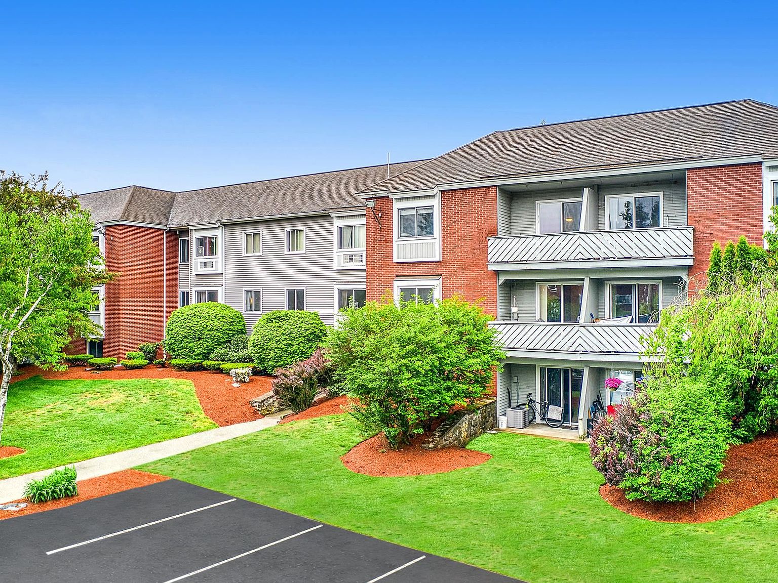 113 Cluff Crossing Road UNIT 17, Salem, NH 03079 | Zillow