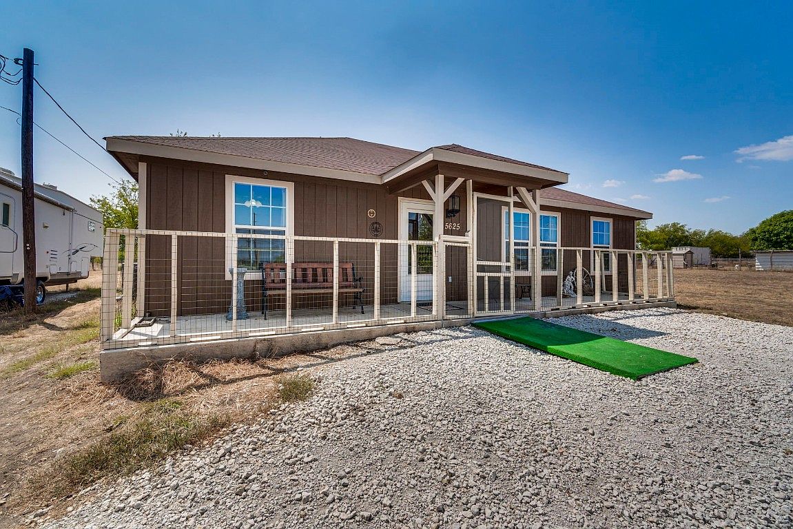 5625 Baron Dr, Joshua, TX 76058 | Zillow