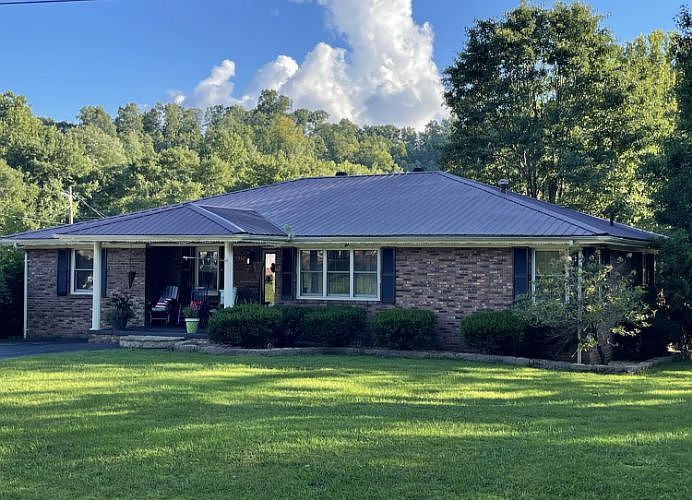 5581 North Ky #11, Girdler, KY 40943 | Zillow