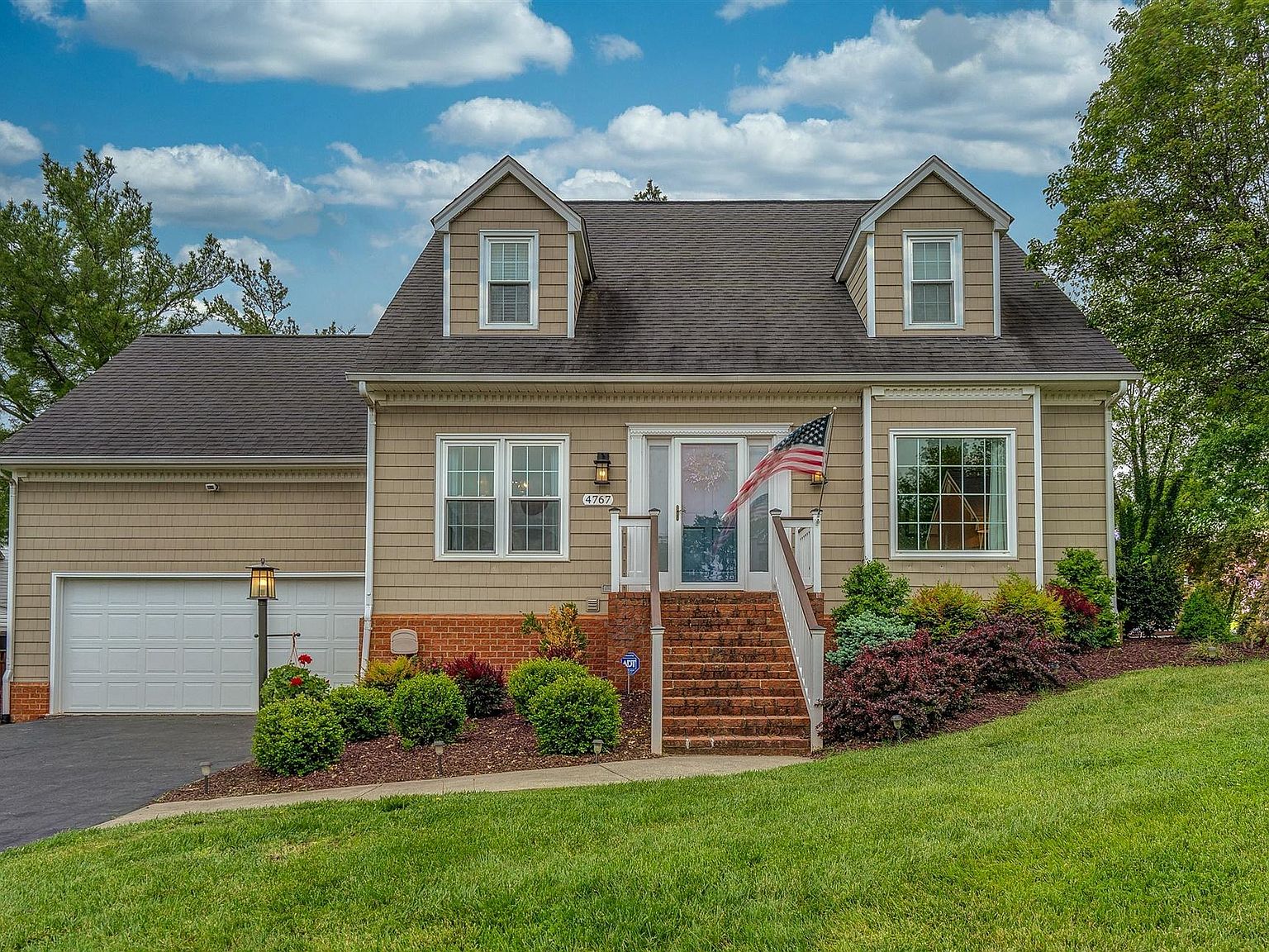 4767 Chippenham Dr, Roanoke, VA 24018 | Zillow