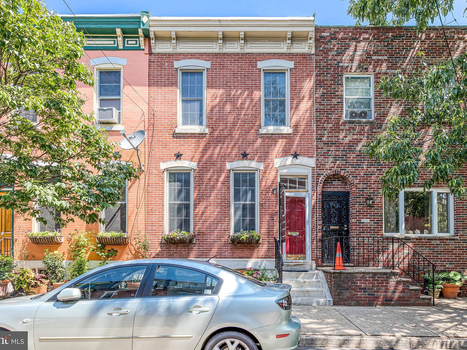 2311 Fitzwater St, Philadelphia, PA 19146 | Zillow