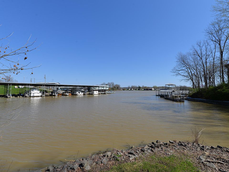 399 Hillandale Ct, Warsaw, KY 41095 | Zillow