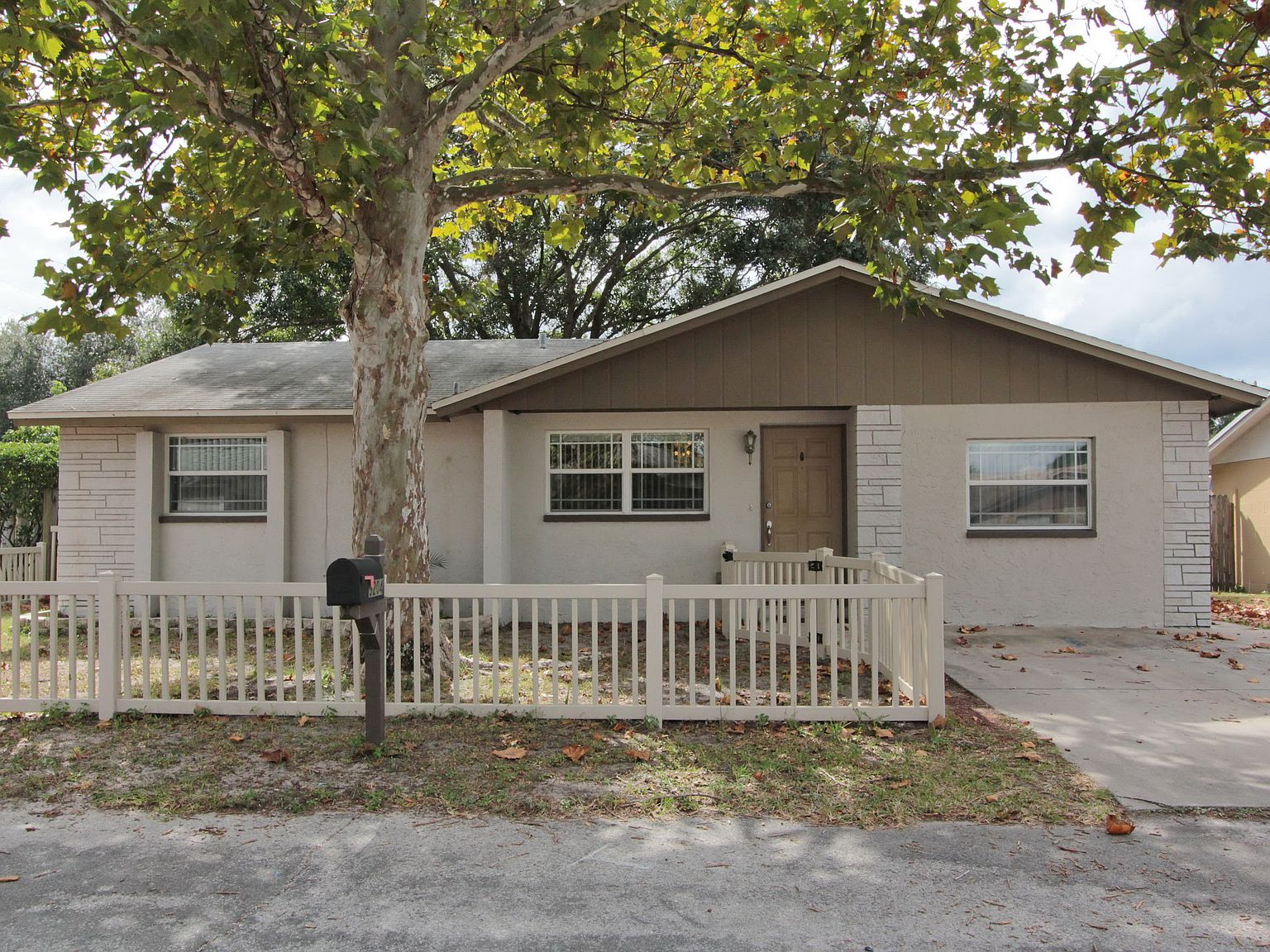 9204 Maybury Ct, Tampa, FL 33615 | Zillow