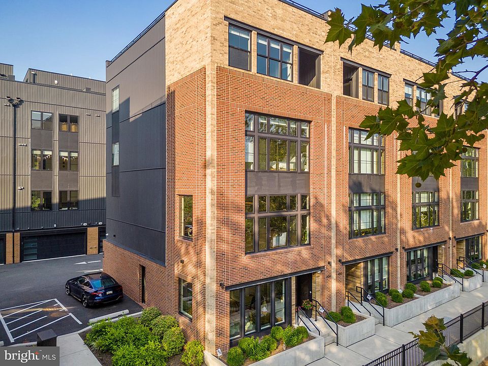 4554 Riverside Way, Philadelphia, PA 19127 | Zillow