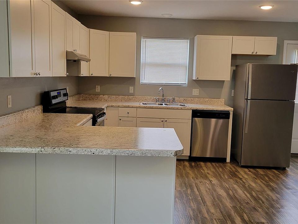 9 McLeod St #A, Cuba, MO 65453 | MLS #23049636 | Zillow