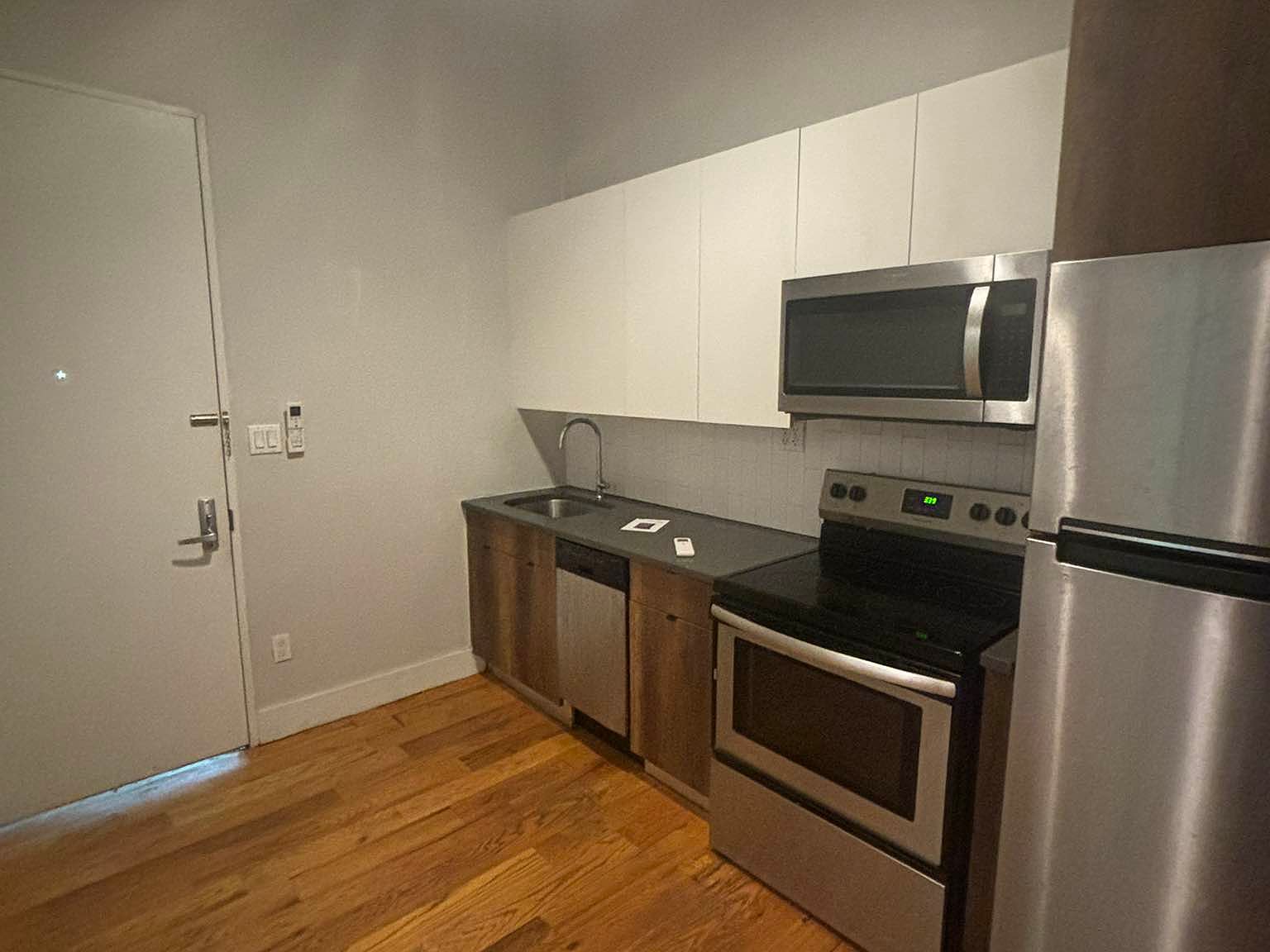481 Evergreen Ave #1R, Brooklyn, NY 11221 | Zillow